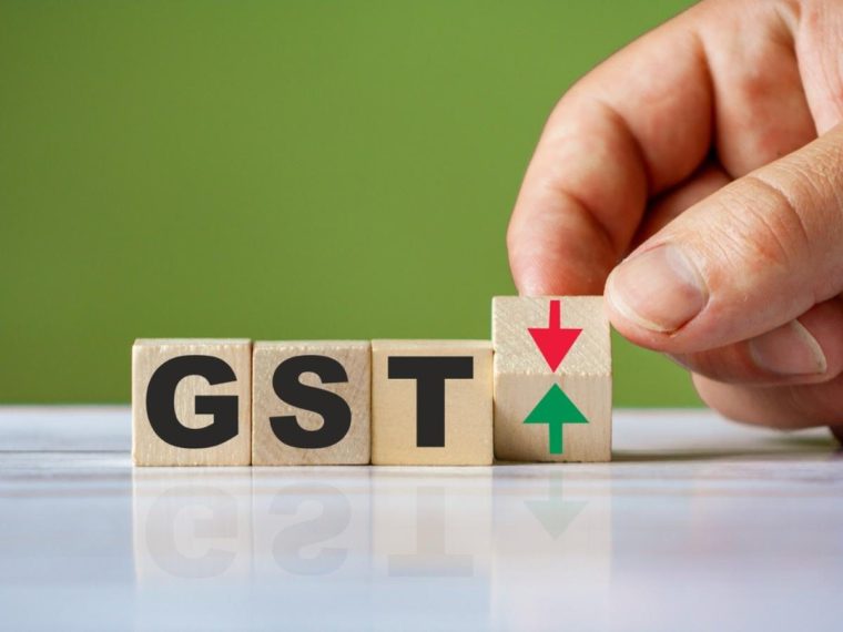 How to Calculate GST in India with Example?